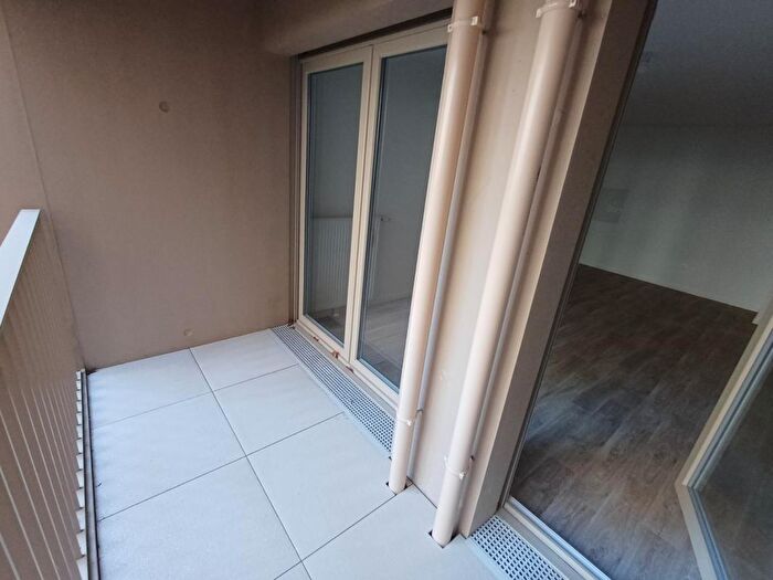 Appartement à louer - Bobigny, Centre-ville - 4 pièces - 3 chambres