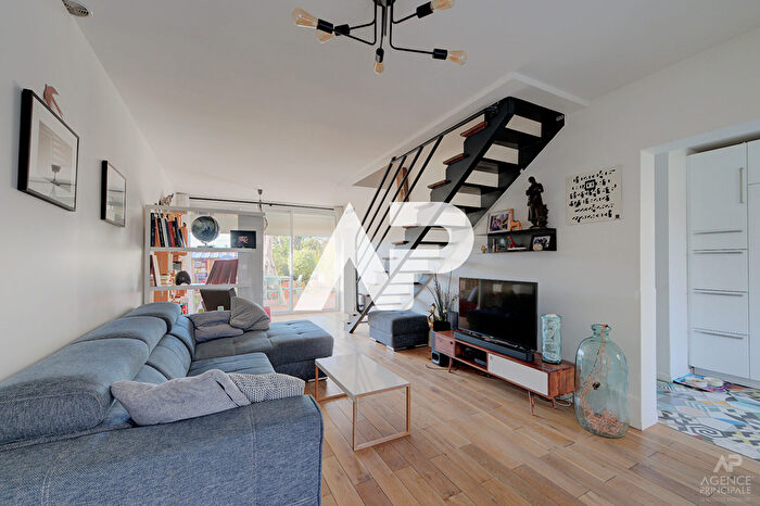 Maison à vendre - Rueil-Malmaison, Plateau - 4 pièces - 3 chambres