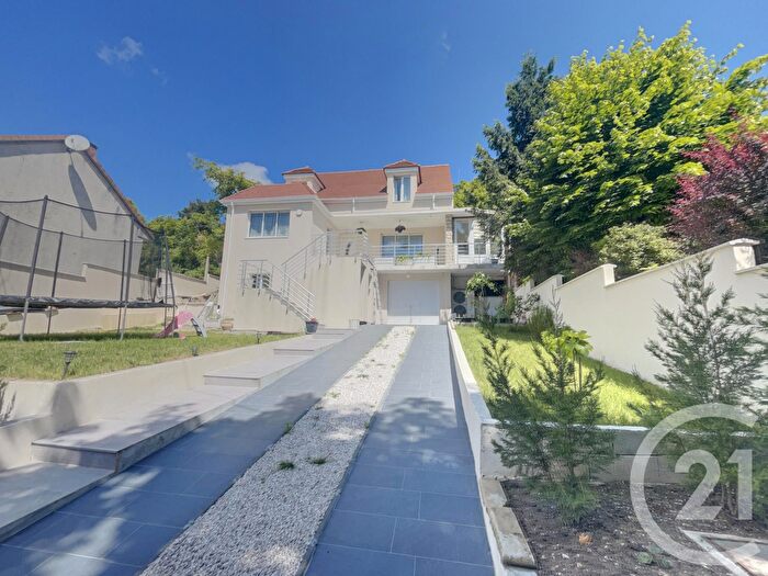 Maison 7 pièces à louer à Triel-sur-Seine
