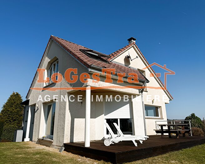 Maison à vendre - Contrexéville - 7 pièces - 4 chambres