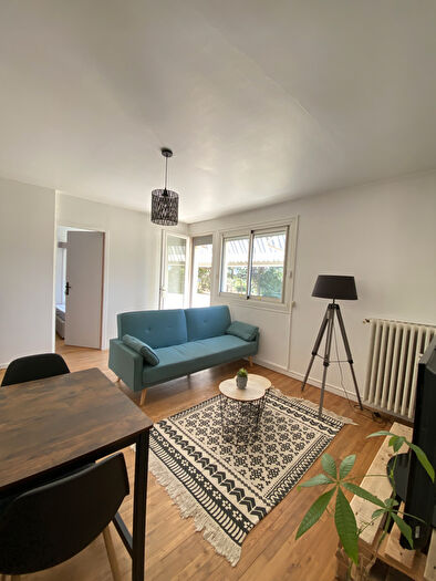 Appartement 4 pièces à Poitiers, Couronneries, à louer