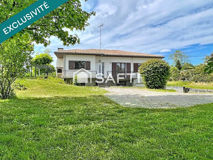 Castelnau-de-Médoc : Maison 6 pièces à vendre
