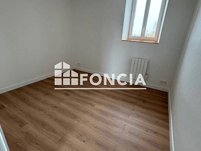 Appartement à louer - Sainte Pezenne, Niort - 2 pièces - 1 chambre