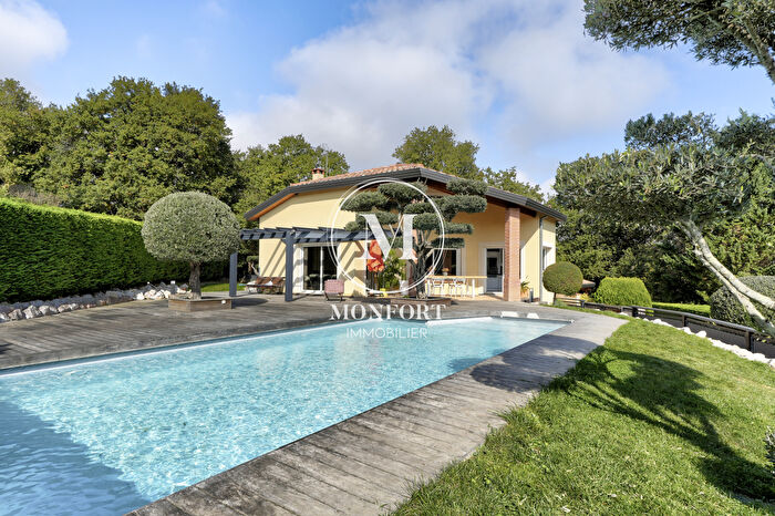 Maison à vendre - Rouffiac-Tolosan - 7 pièces - 4 chambres