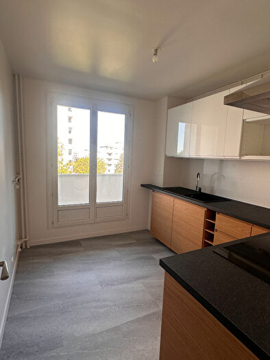Appartement 3 pièces à louer - Neuilly-sur-Marne, Primevères, Chanoux