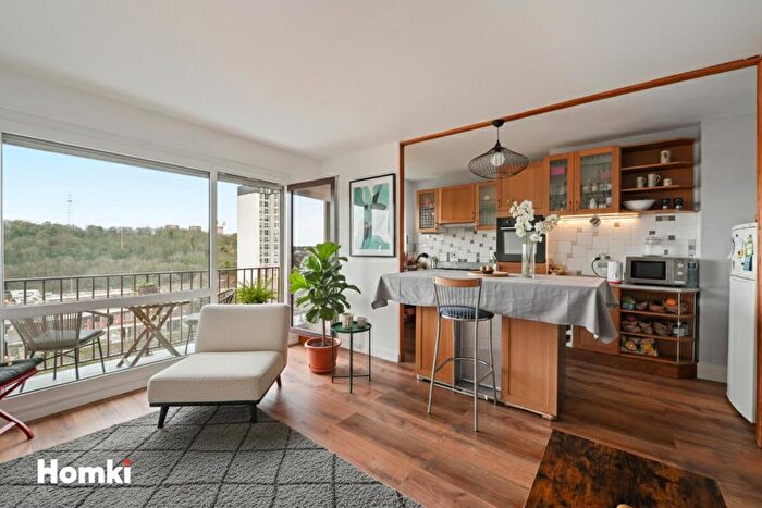 Appartement à vendre - Rosny-sous-Bois, Centre-ville - 3 pièces - 2 chambres