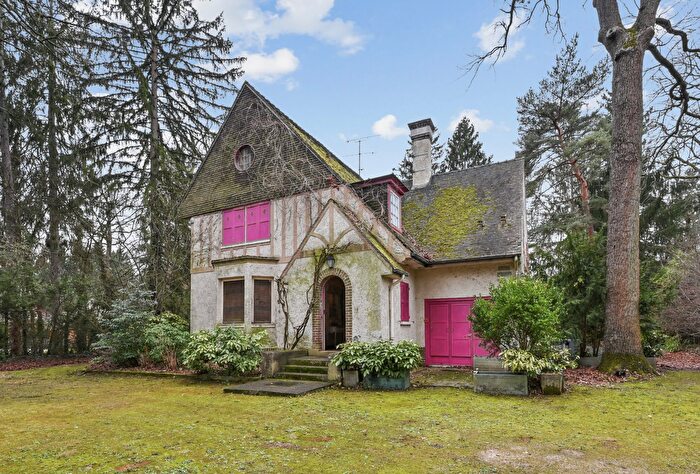 Maison à vendre - Lamorlaye - 7 pièces - 5 chambres