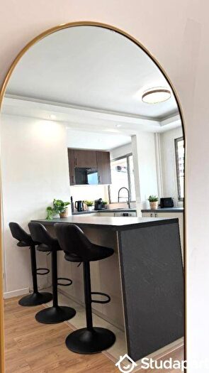 Appartement à louer - Biévre Poterne, Massy - 1 pièce - 5 chambres