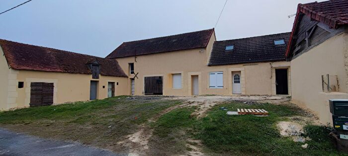 Maison à vendre - Mornay-sur-Allier - 6 pièces - 5 chambres