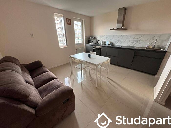 Clément, Villeurbanne : Appartement 1 pièce à louer