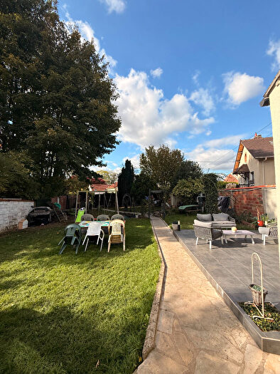 Maison à vendre - Le Thillay - 4 pièces - 3 chambres