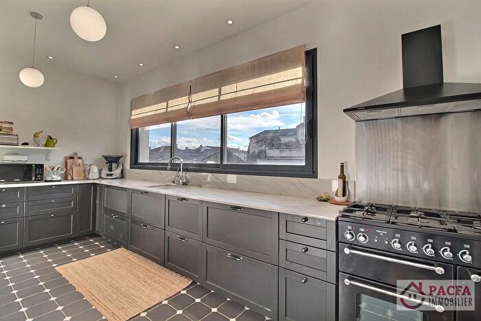 Maison à vendre - Castres, Faubourg Nord - 4 pièces - 2 chambres