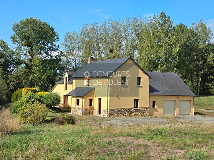 Miniac-sous-Bécherel : Maison 7 pièces à vendre
