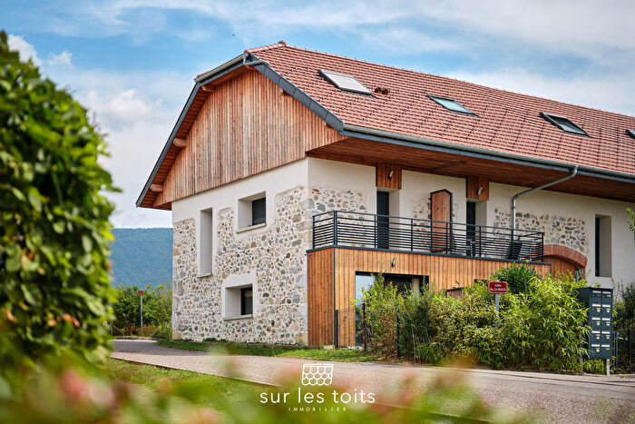 Appartement 5 pièces à Chapeiry, à vendre