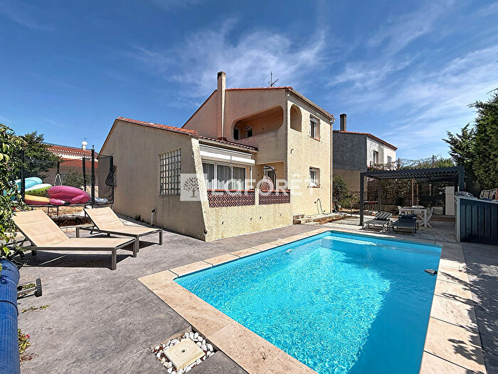 Maison 6 pièces à Saint-Estève, à vendre