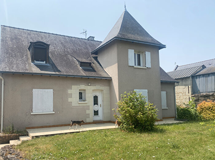 Maison 7 pièces à Varrains, à vendre