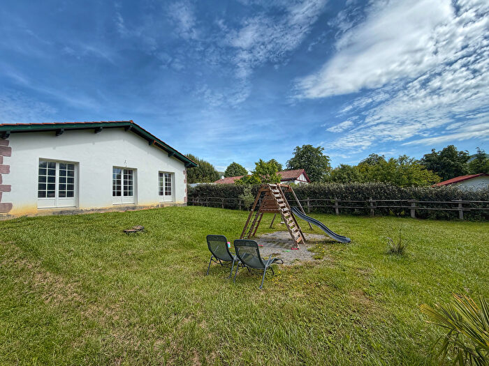 Saint-Jean-Pied-de-Port - Maison 4 pièces à vendre