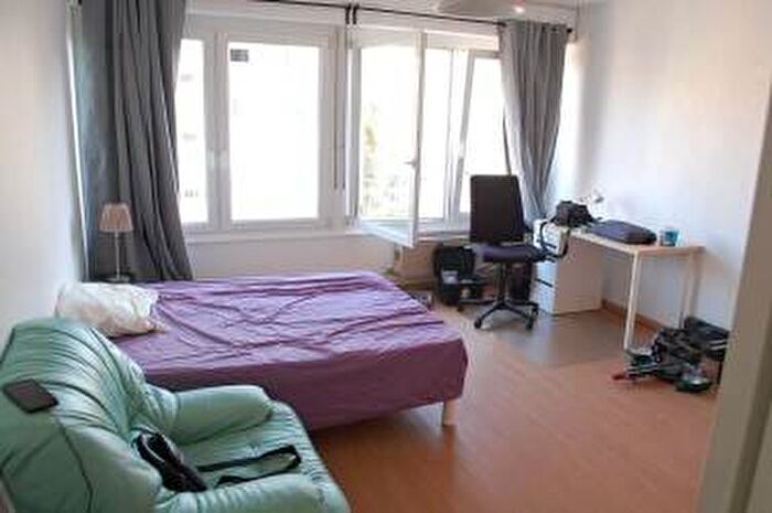 Appartement à louer - Centre Nord, Illkirch-Graffenstaden - 3 pièces - 3 chambres