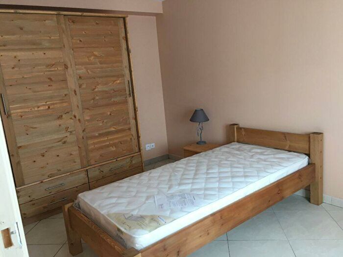 Guyonnerie-Vieux Parc, Bures-sur-Yvette : Appartement 1 pièce à louer