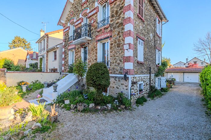 Maison 7 pièces à Chelles, Arcades, Castermant, à vendre
