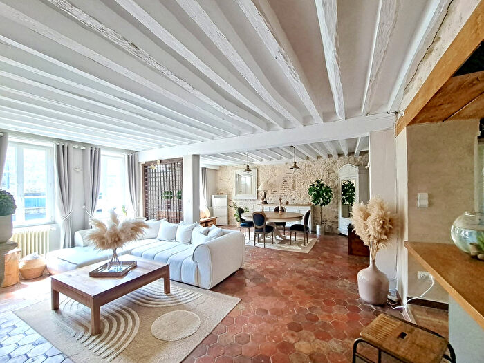 Maison à vendre - Villeneuve-sur-Verberie - 7 pièces - 4 chambres