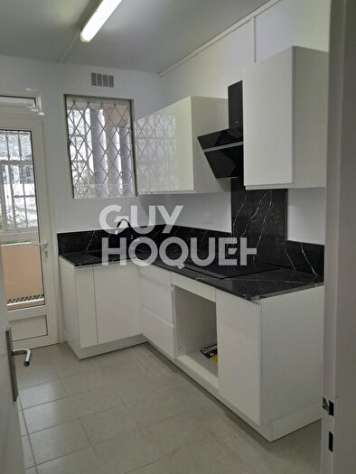 Appartement à louer - Saint-Denis, Vauban - 4 pièces - 3 chambres