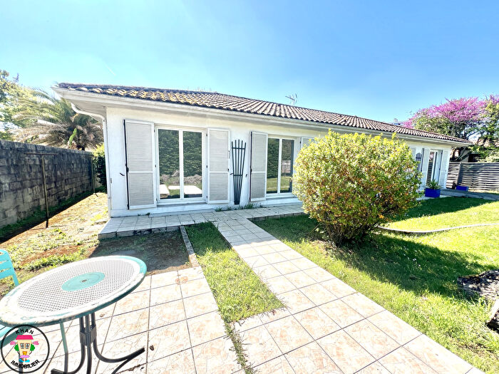 Maison à vendre - Mérignac, Capeyron - 5 pièces - 3 chambres