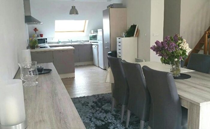 Appartement à louer - Saint-Omer, Centre historique - 4 pièces - 3 chambres