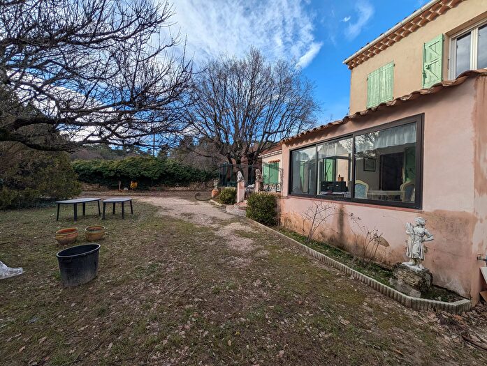 Maison à louer - Beaumont-de-Pertuis - 4 pièces - 2 chambres