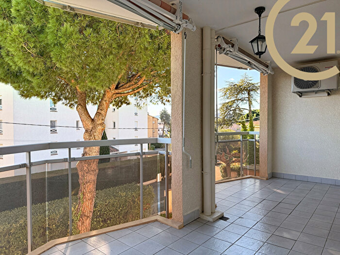 Appartement à vendre - Fréjus - 2 pièces - 1 chambre