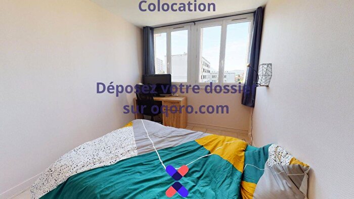 Appartement à louer - Croix Rouge-Portail-Rouge Sémard, Saint-Martin-dHères - 5 pièces - 4 chambres