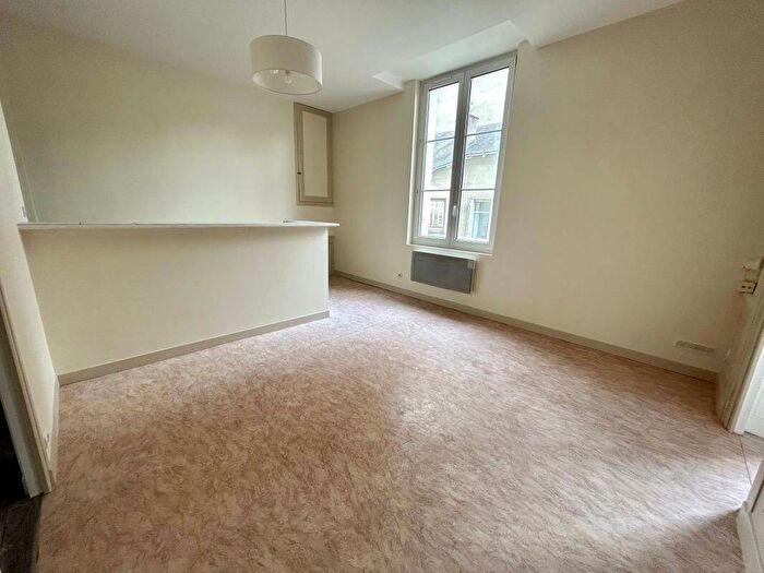 Appartement à louer - Centre, Tours - 2 pièces - 1 chambre