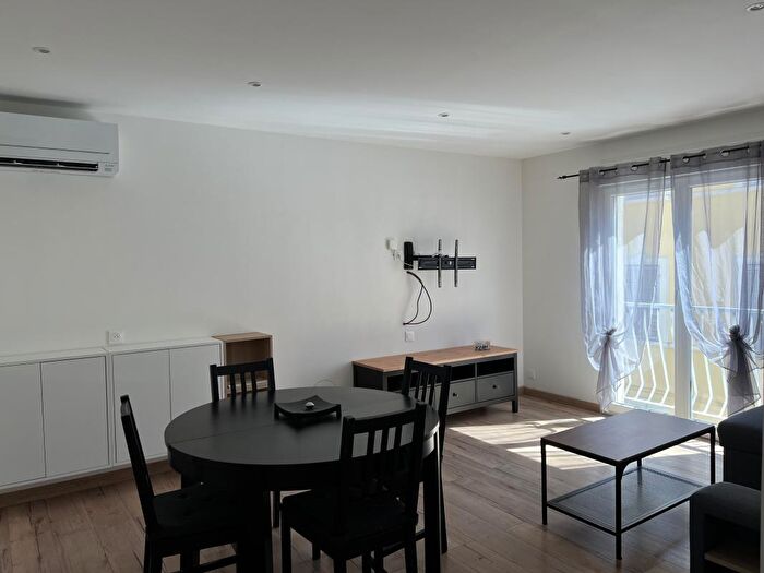 Marseille 10ème, La Capelette : Appartement 3 pièces à louer
