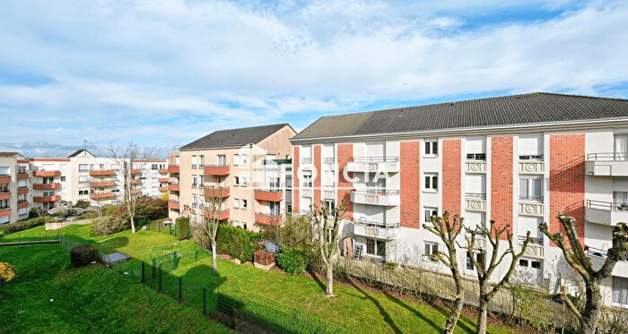 Cergy, Axe Majeur, Horloge : Appartement 3 pièces à vendre