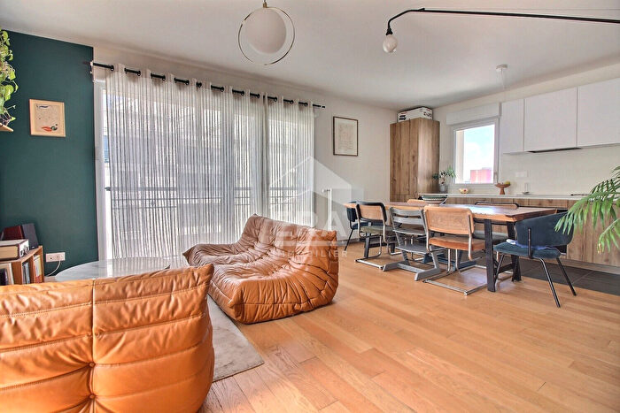 Appartement 4 pièces à Saint-Ouen, Victor Hugo, Les Docks, à vendre