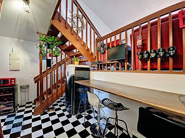 Appartement à vendre - Évry, Les Epinettes - 5 pièces - 3 chambres