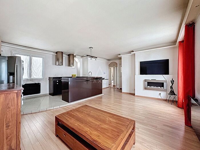 Paris 18ème, Jules Joffrin : Appartement 4 pièces à vendre