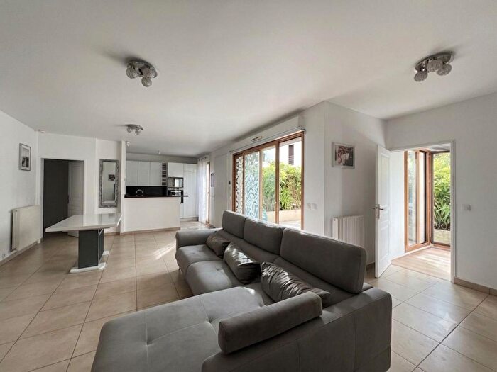 Appartement 3 pièces à Levallois-Perret, Trézel, à louer