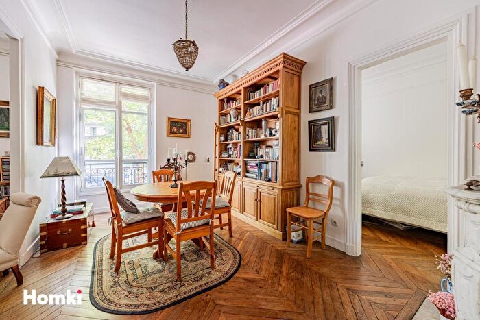 Appartement à vendre - Paris e  - 2 pièces - 1 chambre