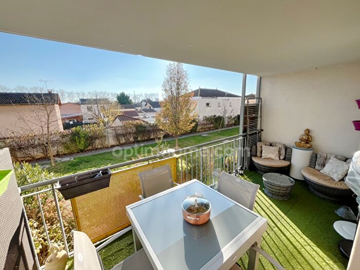 Appartement à vendre - Vaulx-en-Velin, Le Pont des Planches - 3 pièces - 2 chambres