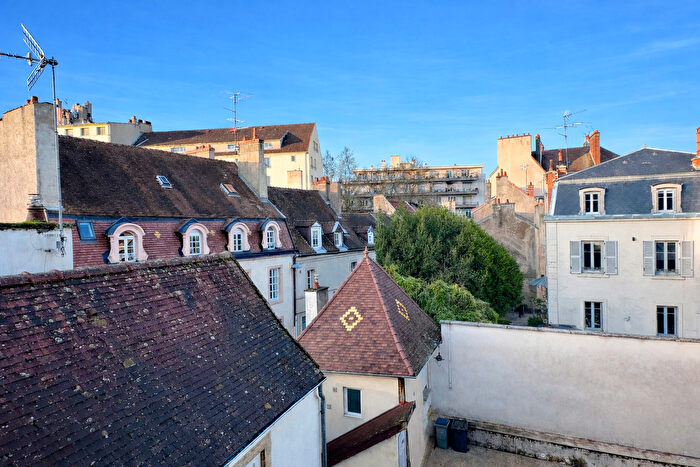 Appartement à vendre - Dijon, Centre-ville - 4 pièces - 2 chambres