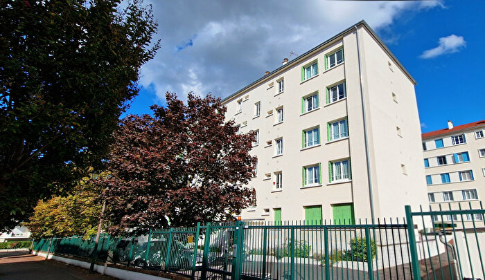 Appartement 2 pièces à Rueil-Malmaison, Coeur de Ville, à louer