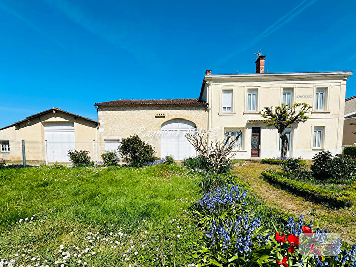 Maison à vendre - Saint-Antoine-de-Breuilh - 13 pièces - 9 chambres
