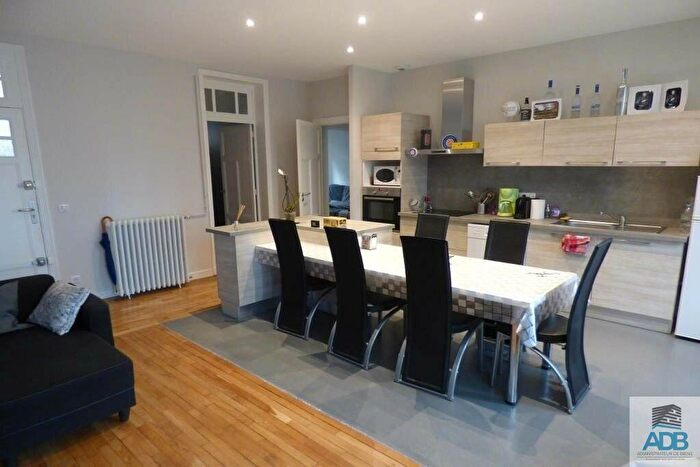 Appartement à louer - Roanne - 3 pièces - 2 chambres