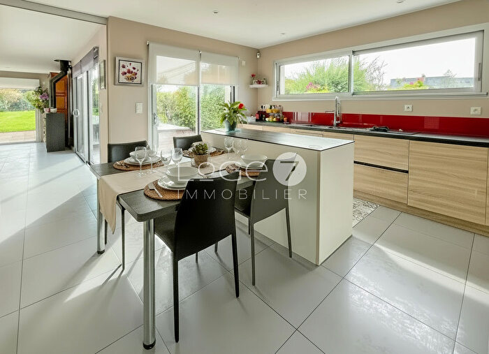 Maison à vendre - Guidel - 8 pièces - 5 chambres