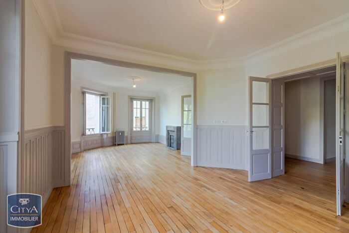 Appartement 4 pièces à Brive-la-Gaillarde, Centre-ville, Pont Cardinal, Champanatier, à vendre