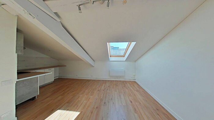 Appartement à louer - Saint-Étienne - 2 pièces - 1 chambre