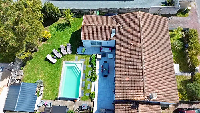 Le Château-d'Oléron : Maison 5 pièces à vendre