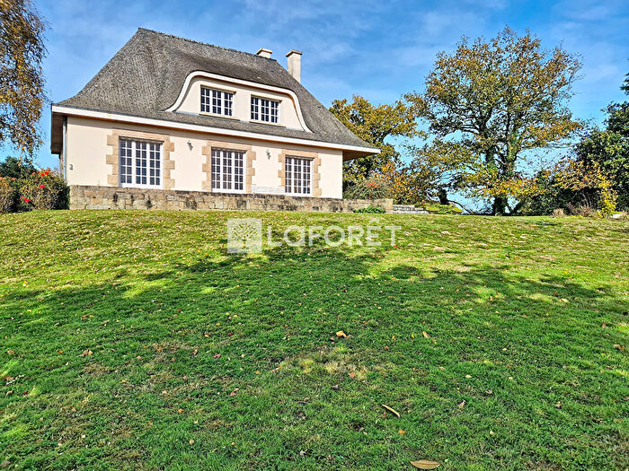 Maison à vendre - Noyal-Châtillon-sur-Seiche - 7 pièces - 5 chambres