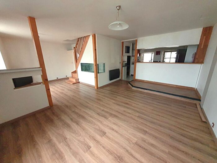 Maison à vendre - Bourges, Chancellerie, Gibjoncs, Moulon - 6 pièces - 4 chambres